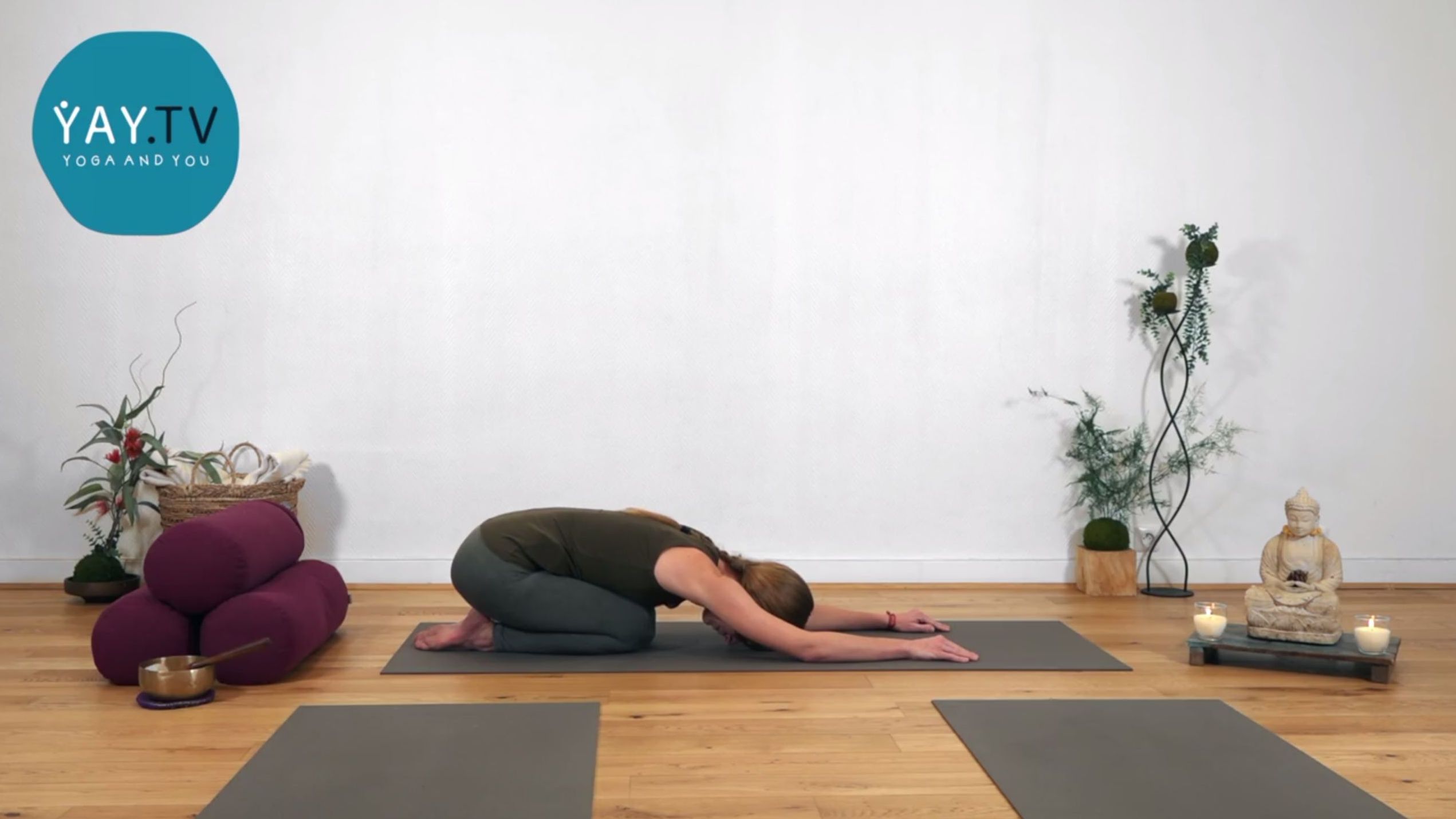 Watch Yin Yoga : séance sans accessoires Online