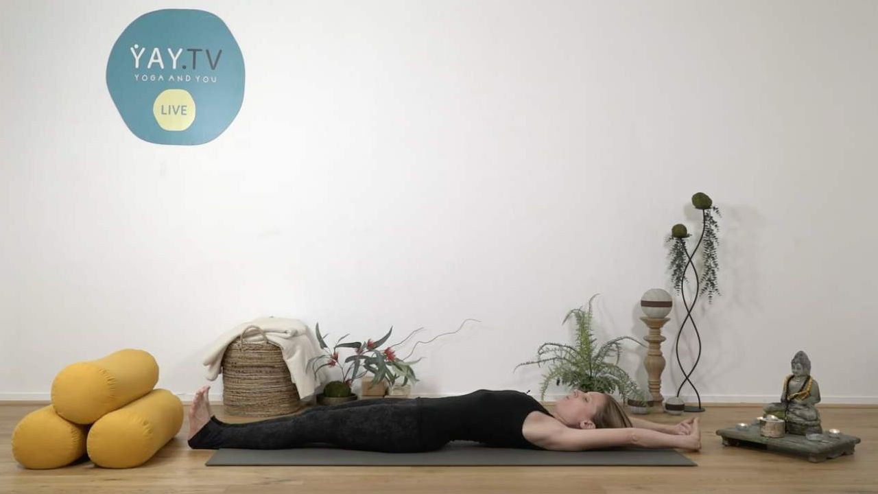 Watch Thataka Mudra Online